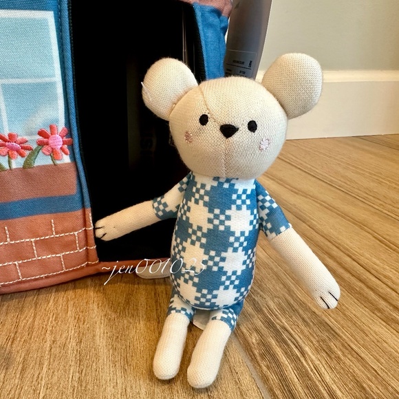 Pillowfort | Toys | Pillowfort Plush Mouse Cottage Playset 3pc | Poshmark
